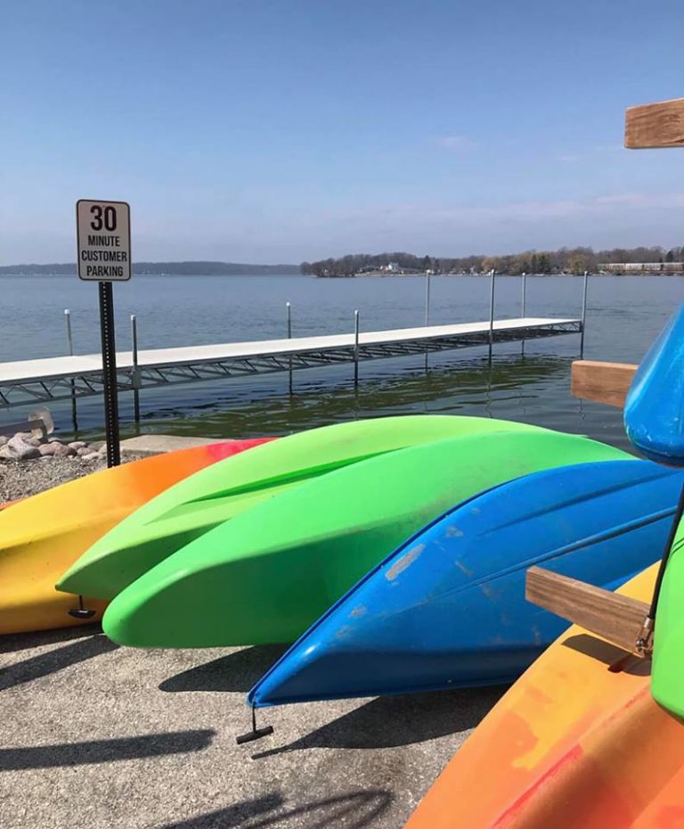 Pewaukee Lake Kayak Rentals | Beachside Boat& Bait
